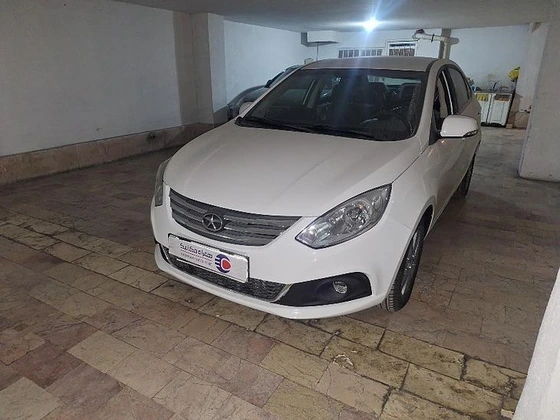 خرید و قیمت جک J4 مدل 1403 ا اتوماتیک | ترب