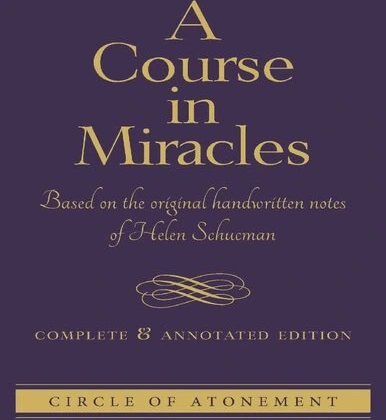 خرید و قیمت دانلود کتاب A Course in Miracles: Complete and Annotated Edition 2017 | ترب