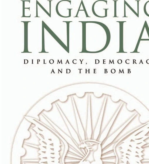 خرید و قیمت دانلود کتاب Engaging India. Diplomacy, Democracy and the ...