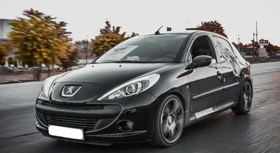 خرید و قیمت پژو 207i مدل 1403 ا Peugeot 207i manual | ترب