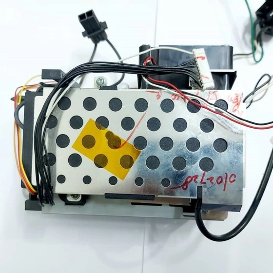 خرید و قیمت پاور و لامپ بلاست ویدئو پروژکتور اپسون PowerLite 84 (H294) | ترب