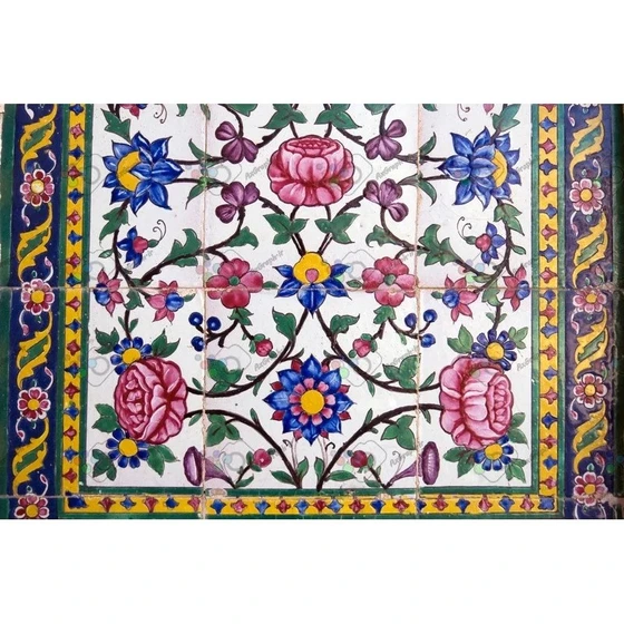 خرید و قیمت تصویر با کیفیت نمایی از کاشی لعابدار زیبا با نقش گل و بوته