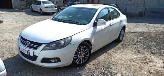 خرید و قیمت جک J5 مدل 1393 ا اتوماتیک 1800 | ترب