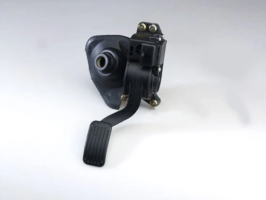 خرید و قیمت پدال گاز TU5 ME17 - عظام | ترب