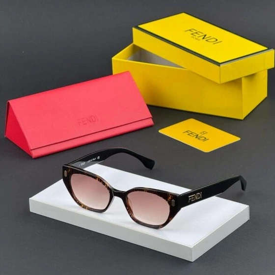 خرید و قیمت عینک آفتابی فندی مدل FD011 | ترب