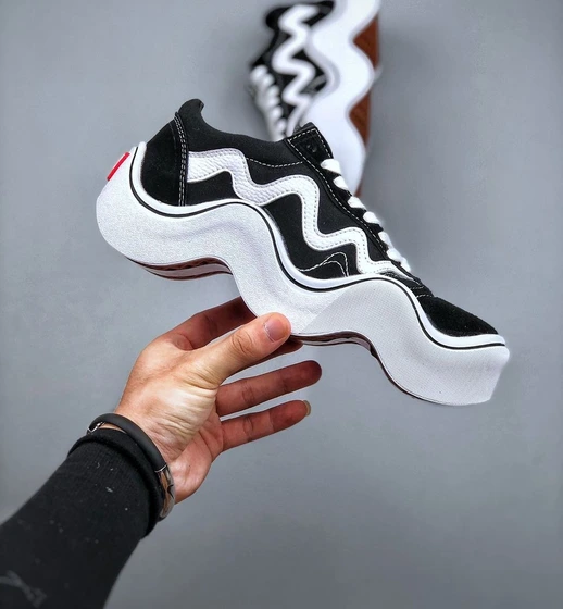 خرید و قیمت کتونی مردانه ونس مدل ویوی بیبی Vans Wavy Baby - ۳۷ | ترب