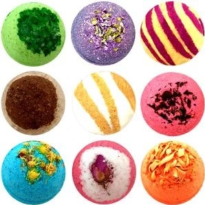 خرید و قیمت کوکتل نمک حمام اور مدل Mix Pedicure وزن 900 گرم بسته 9 عددی ...