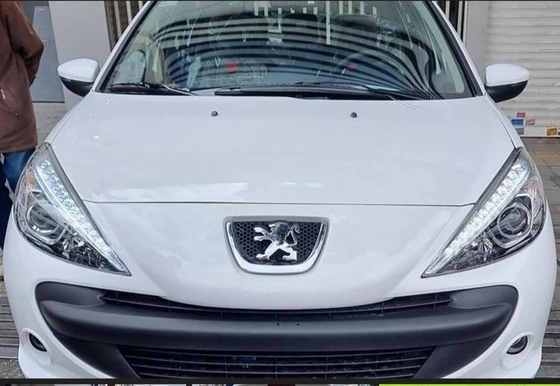 خرید و قیمت پژو 207i مدل 1403 ا Peugeot 207i automatic | ترب