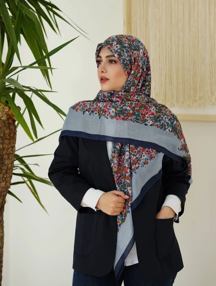 خرید و قیمت روسری نخی گل‌دار - حاشیه مشکی | ترب