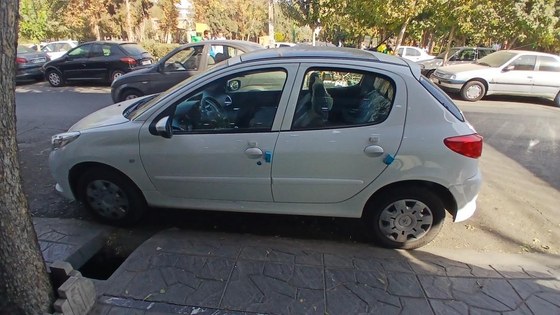 خرید و قیمت پژو 207 مدل 1404 ا دنده ای سقف شیشه ای - ESP ارتقا یافته | ترب