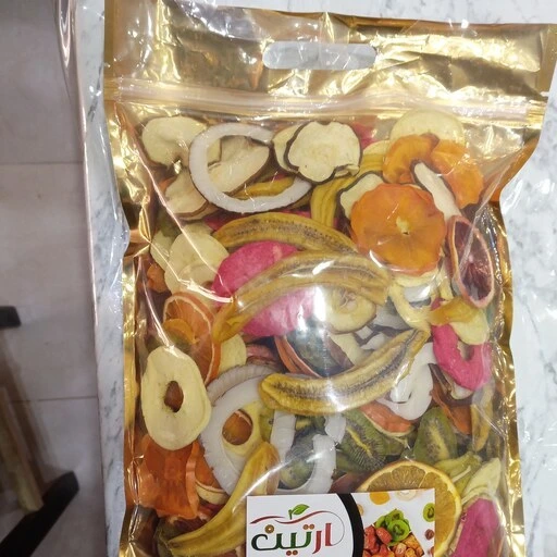 خرید و قیمت مخلوط 8میوه خشک آرتین 100 گرم شامل مقدار مساوی از سیب سفید پرتقال توسرخ کیوی گلابی